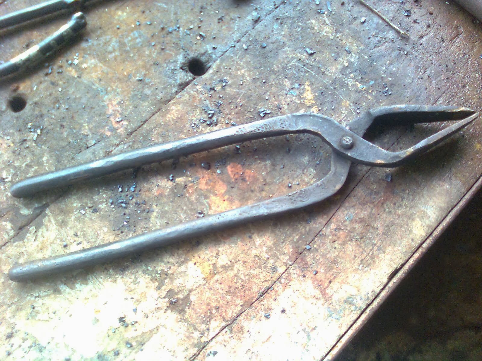 Inspirasi 29+ Gambar Tang Panas Las