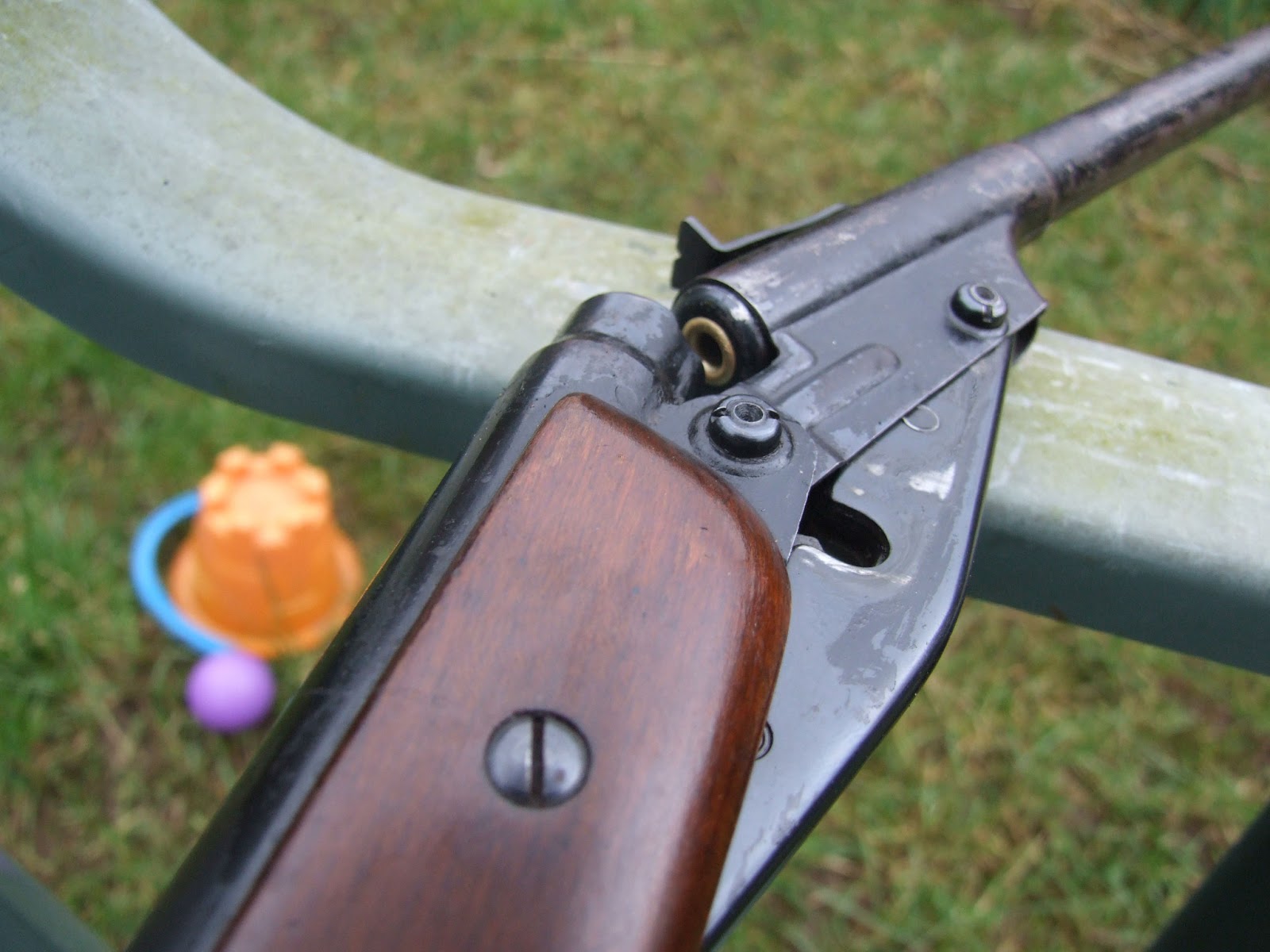 The Angry Angry Gun Company: March 2013