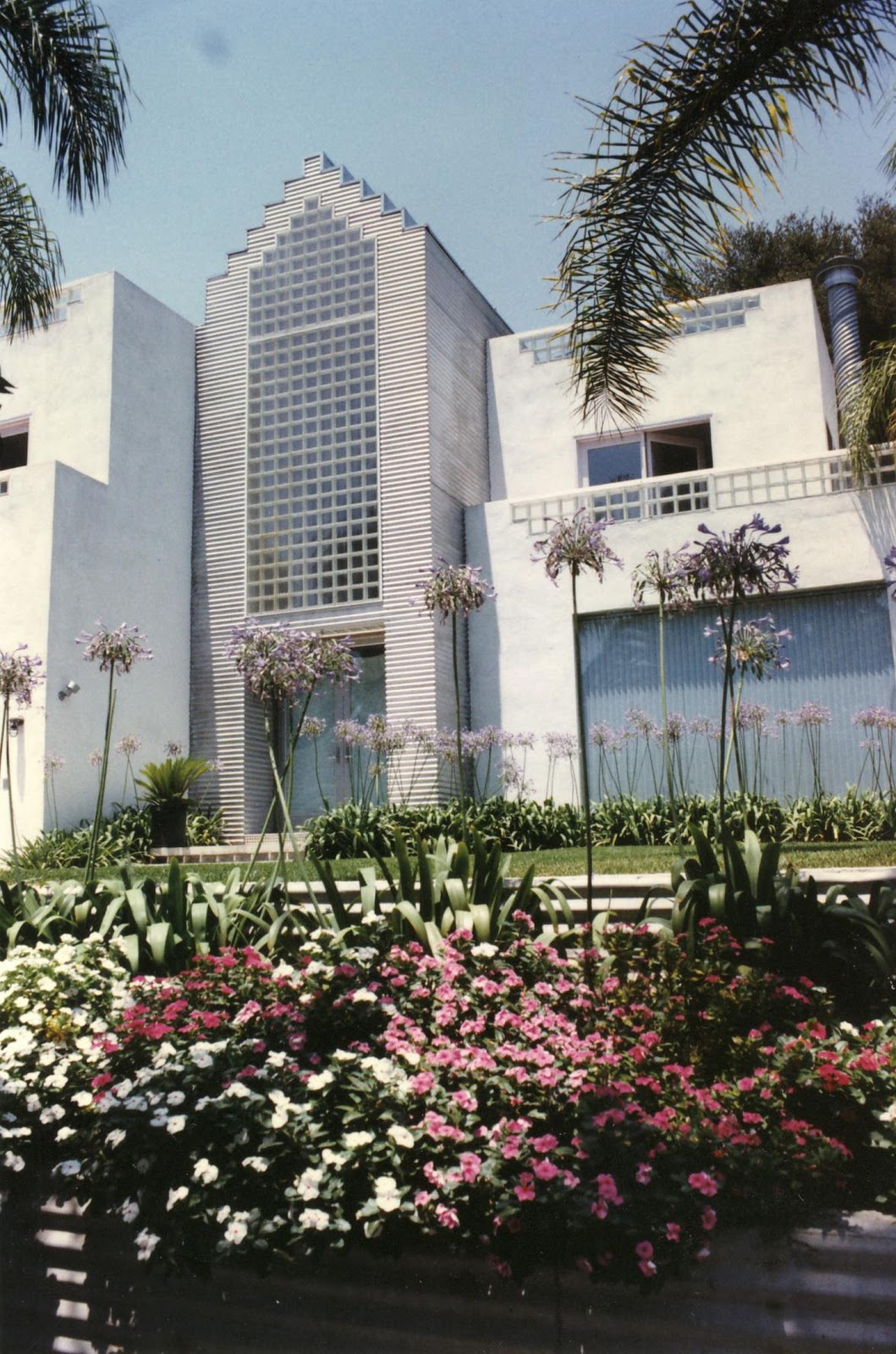 FRETZ Design & Build Contractors