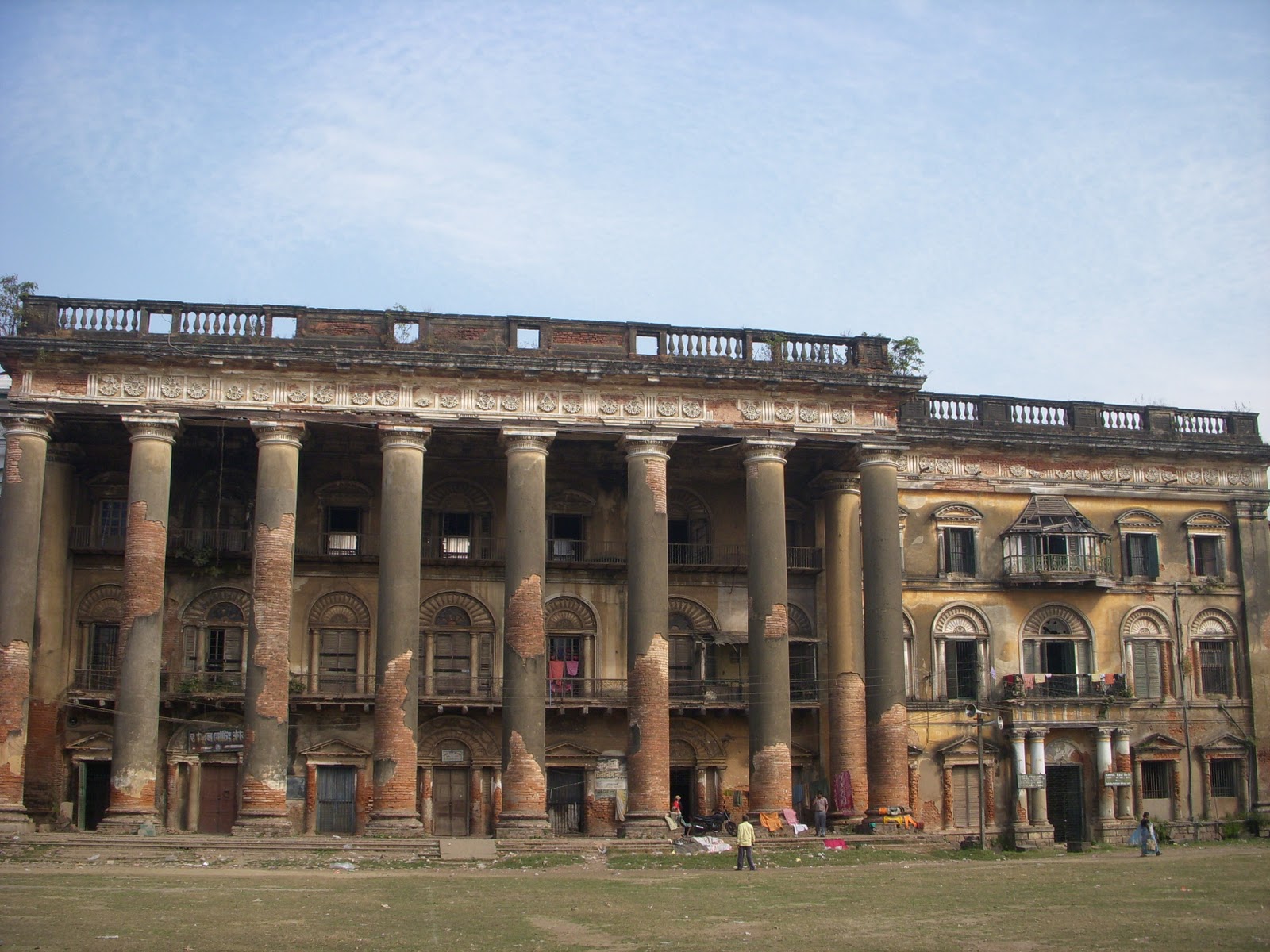 Deep's Travelogue: Dynamic Day Trips : Andul Rajbari