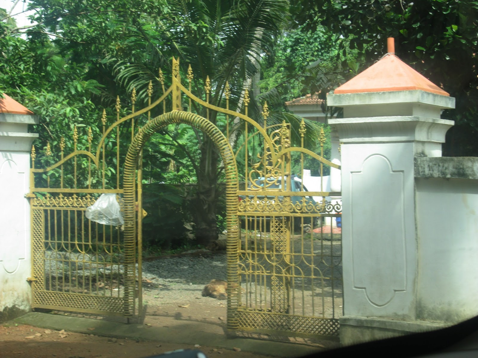 Kerala Gate Designs: Variety gate from Kerala