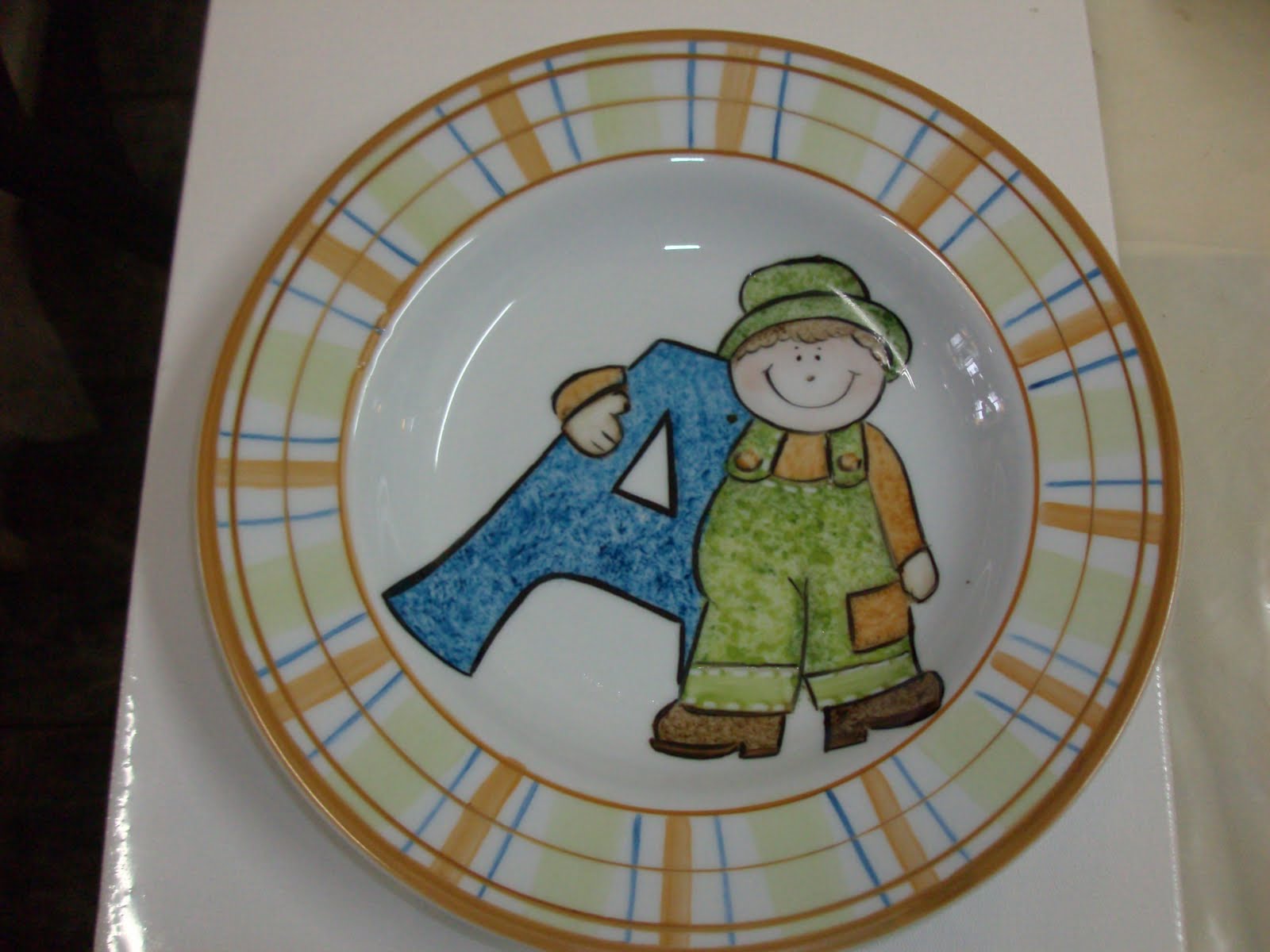 Talento e Cia - Porcelanas, Telas e Cerâmicas pintadas a mão ...