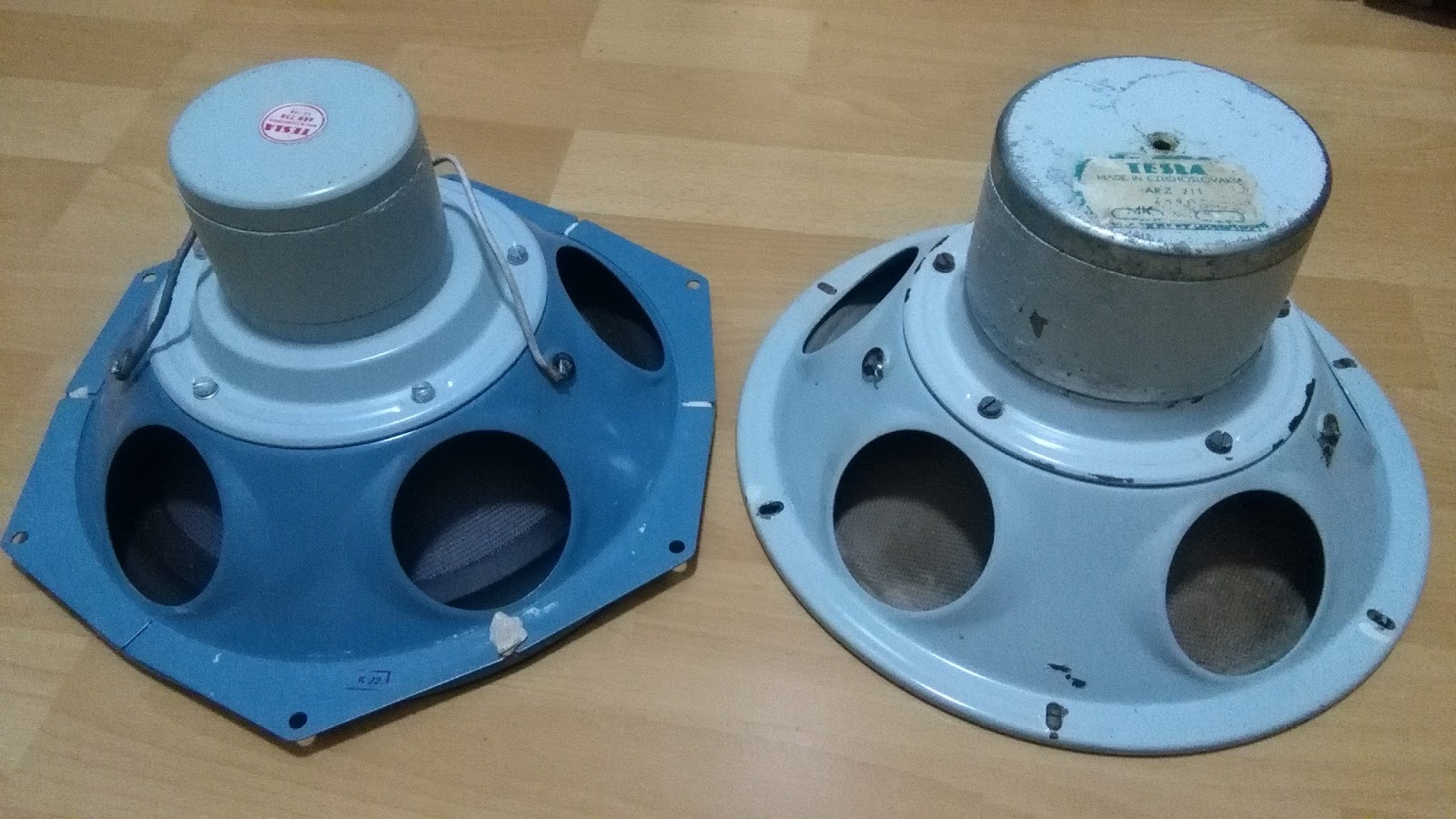 Specialista: REPRODUKTORY TESLA 11"