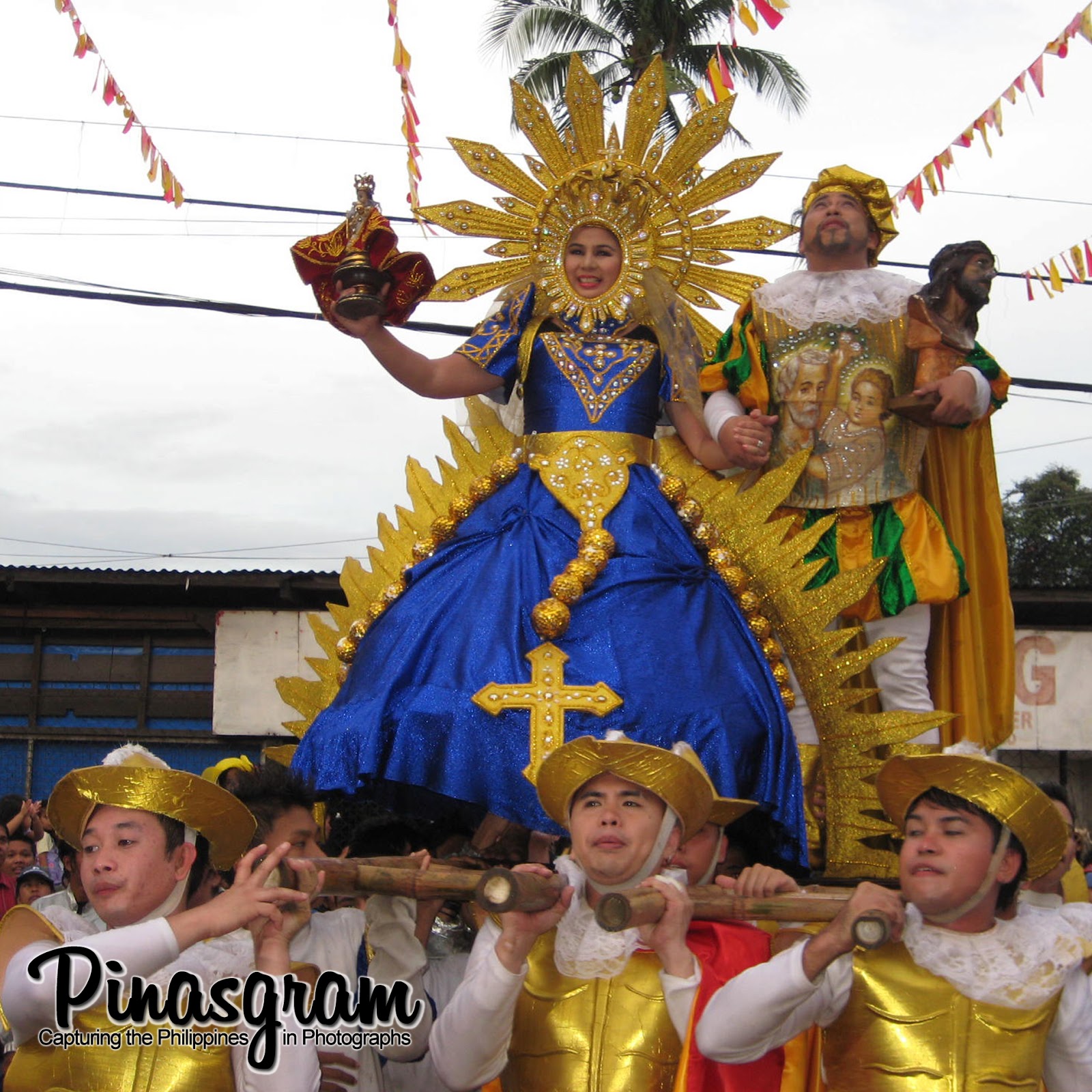 Pinasgram: Capturing the Philippines in Photographs