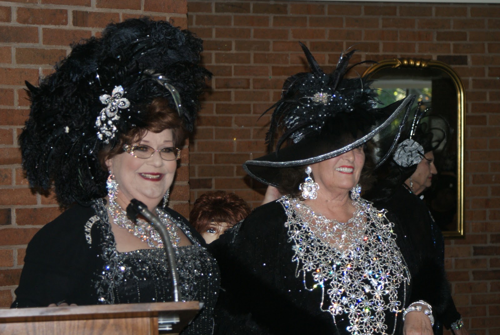 DRAGONFLY DREAMS: Bodacious Black 'n Bling Ball