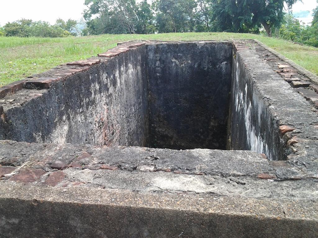 My Travel Blog With Love: Lukut Fort