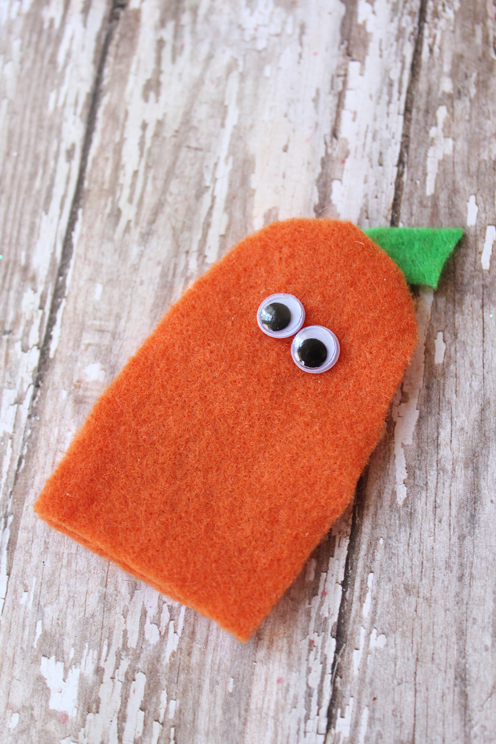 Southern Mom Loves: Keep Them Busy with Thanksgiving Finger Puppets!