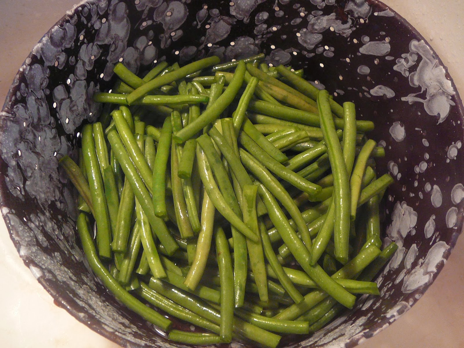 The Hidden Pantry: Haricot Vert (French Green Beans), Smothered Steak ...