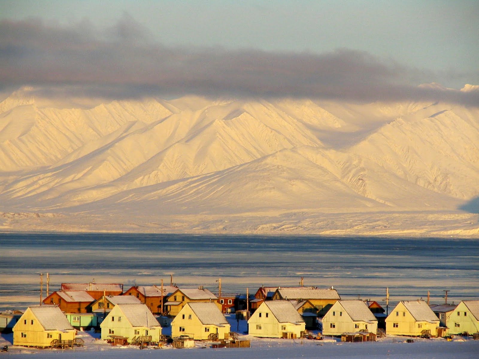 Ultima Thule: Pond Inlet, arctic village with a difference