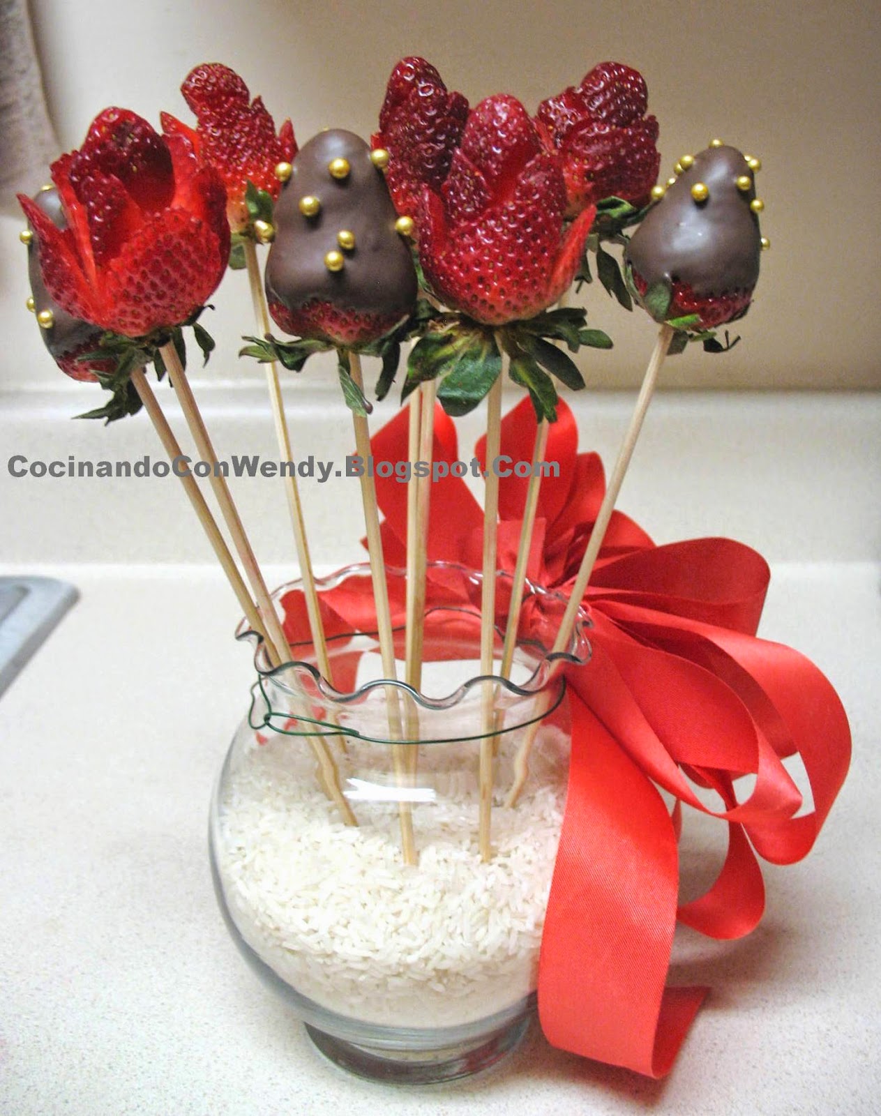 Cocinando con Wendy: ARREGLO FLORAL CON FRESAS - VIDEO