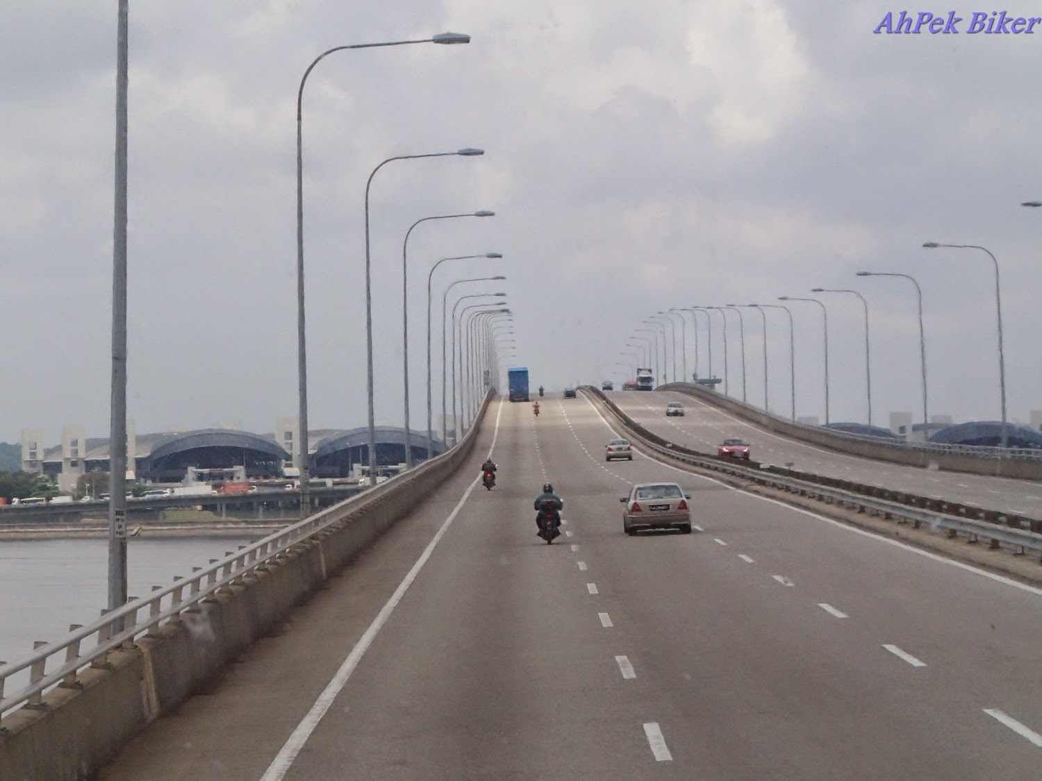 AhPek Biker - Old Dog Rides Again: Cycling Singapore 2015 Day 1 : Coach ...