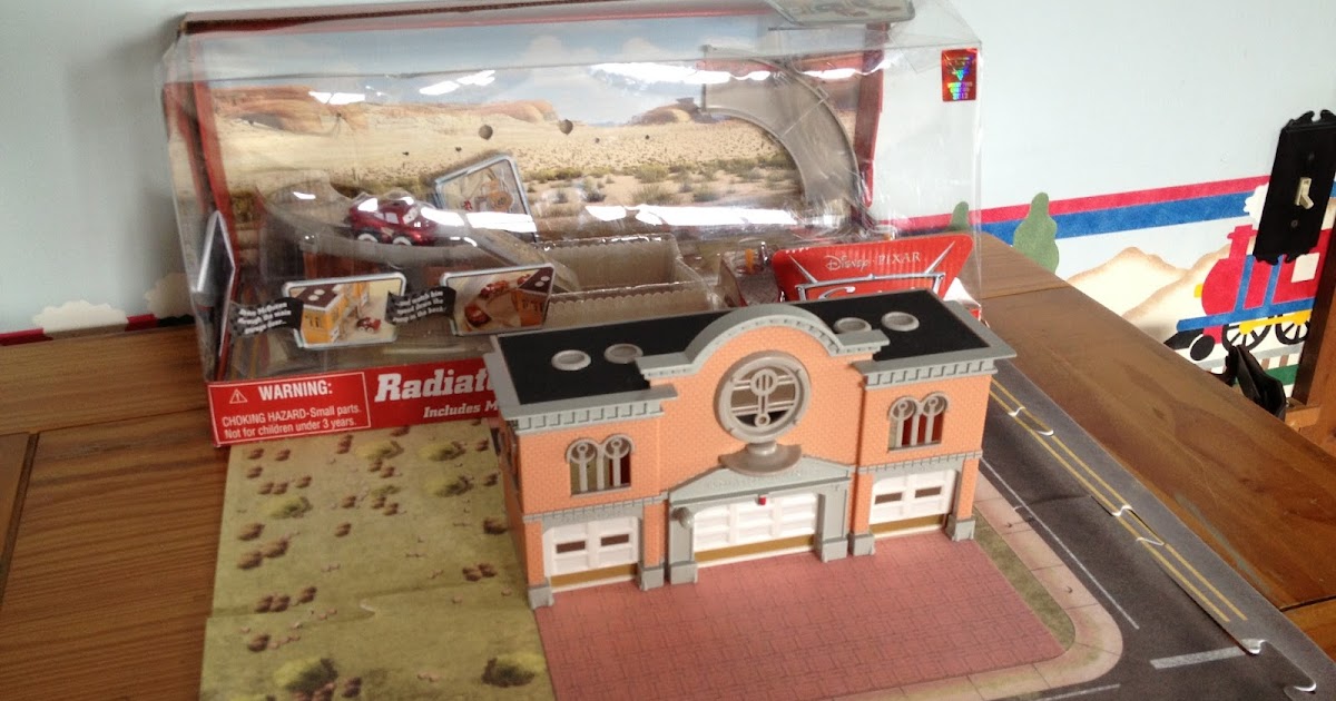 Dan the Pixar Fan: Cars: Courthouse Playset