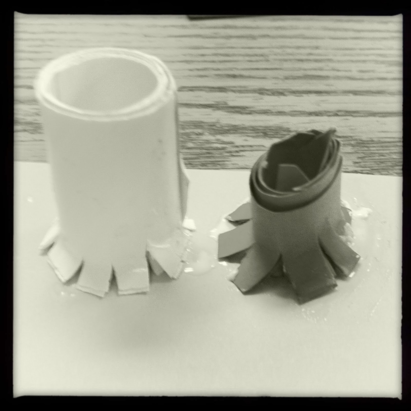 ChumleyScobey Art Room: Paper Cylinder Sculpture