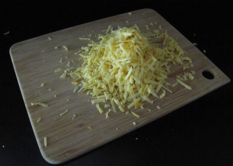 Smells Like Food in Here: Boar's Head Naturally Smoked Gouda Cheese