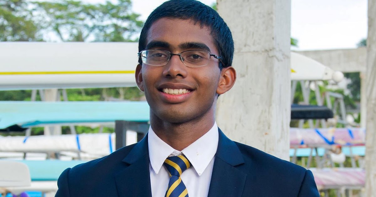 Fragments.: Hashen Hettigoda rows on ahead