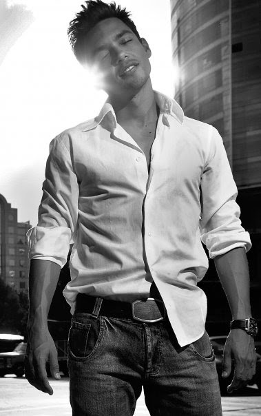 NOTICIAS Y EFEMERIDES MUSICALES Y DEL CINE: KAROL MARQUEZ, UN 28 DE ...