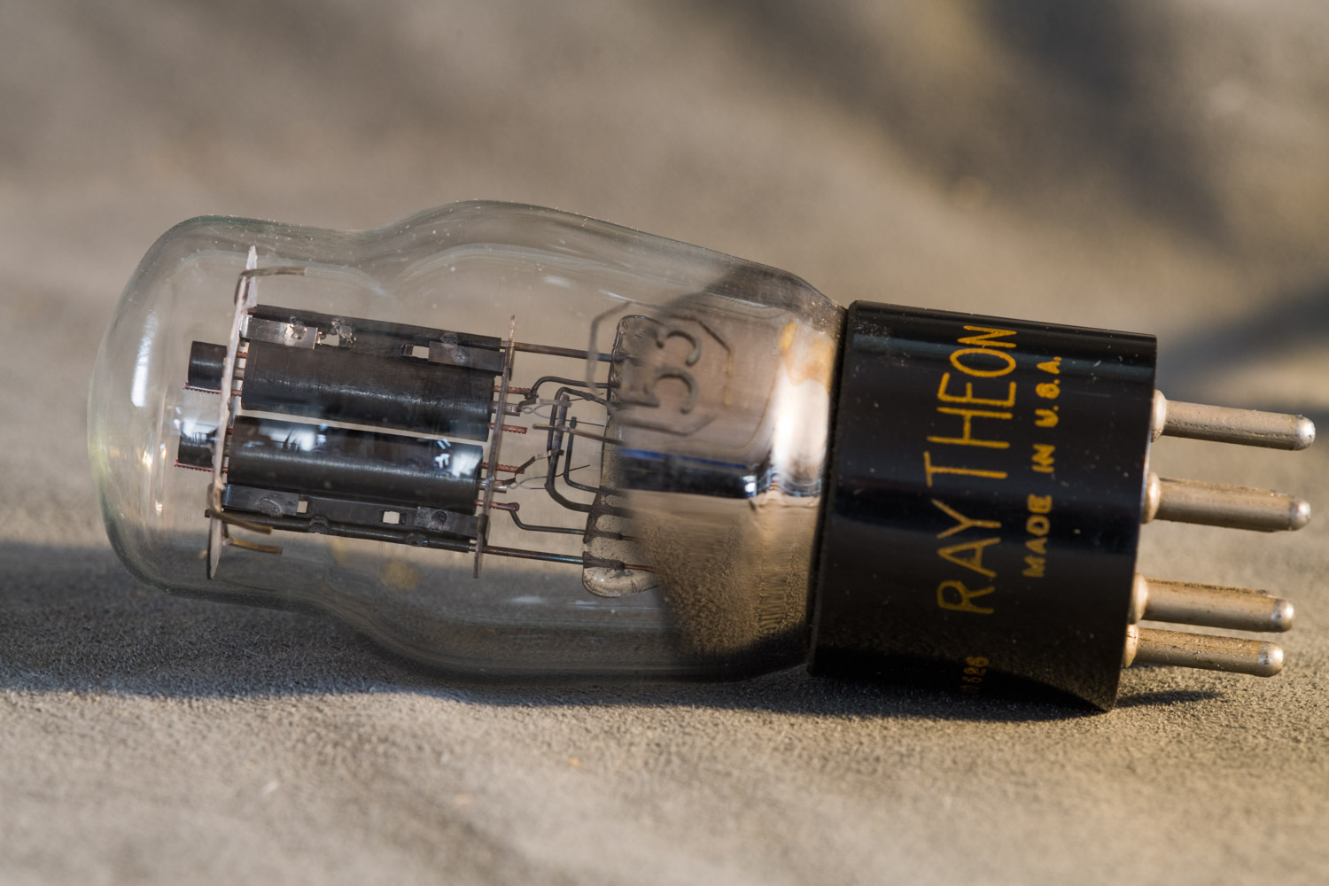 VinylSavor: Tube of the Month : The 53