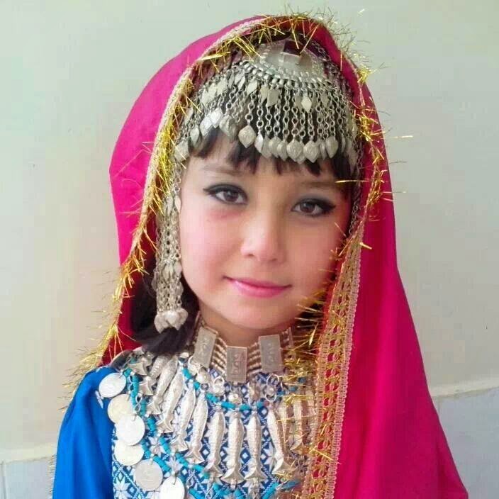 Hazara Girls in Hazaragi culture dress | Hazara News