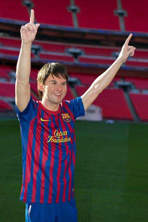Messi’s wax Statue at Madam Tussaud - London ~ Lionel Messi 10 ...