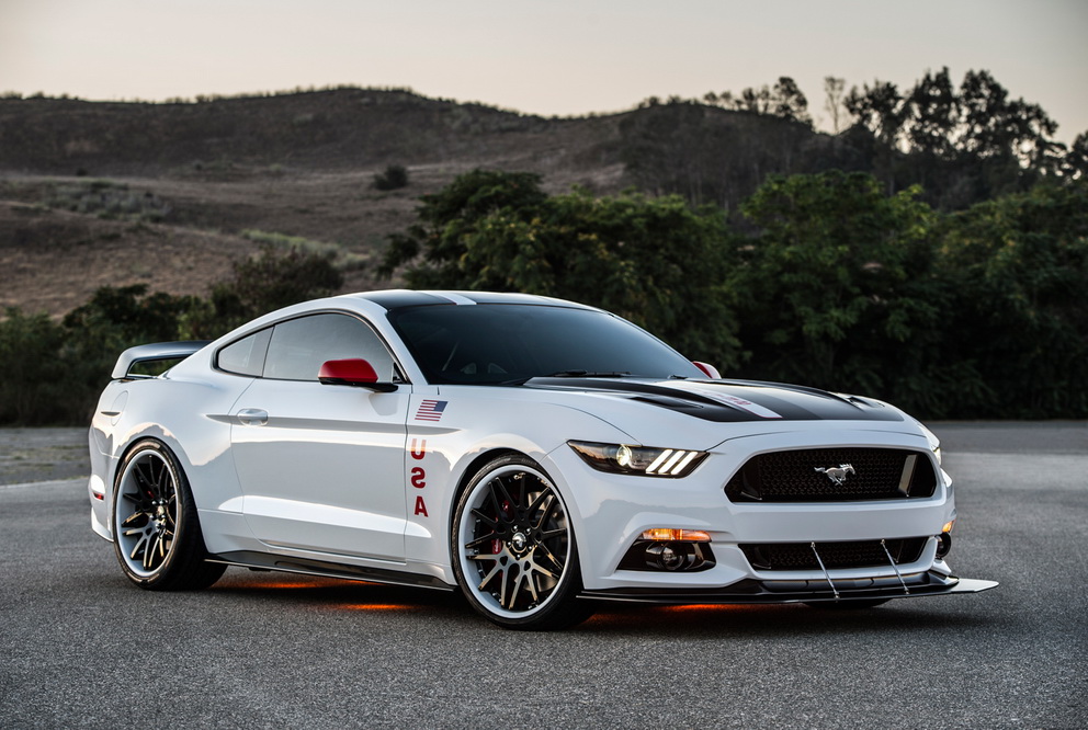 Celebrity Mustang Owners - Celebrities love their mustang