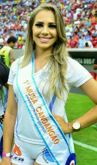 SEX 369: Jessica Lemos está de volta e mais gata do que nunca