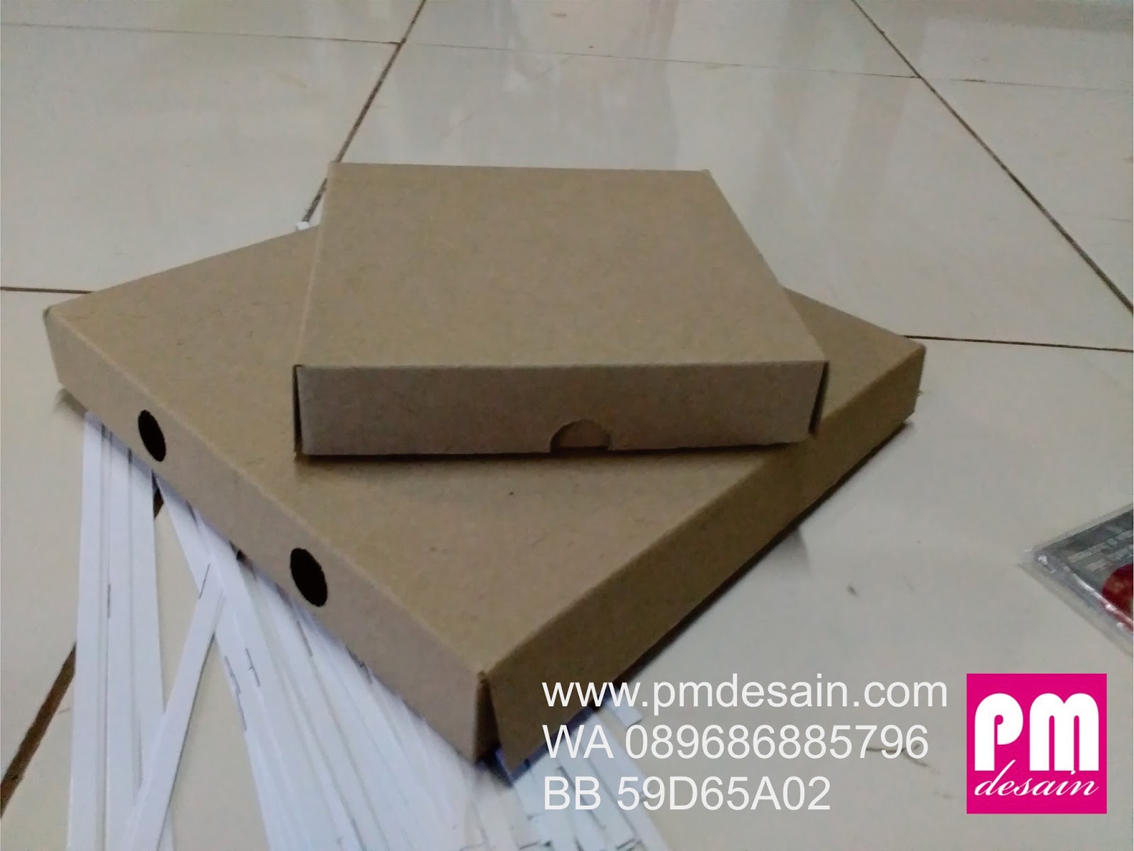 BOX PIZZA ABU-ABU POLOS