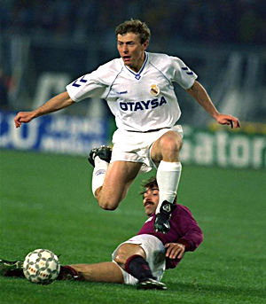 Soccer, football or whatever: Real Madrid Greatest all-time team