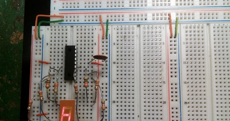 PIC Projects in Pascal: 7-Segment Display -- Direct Drive