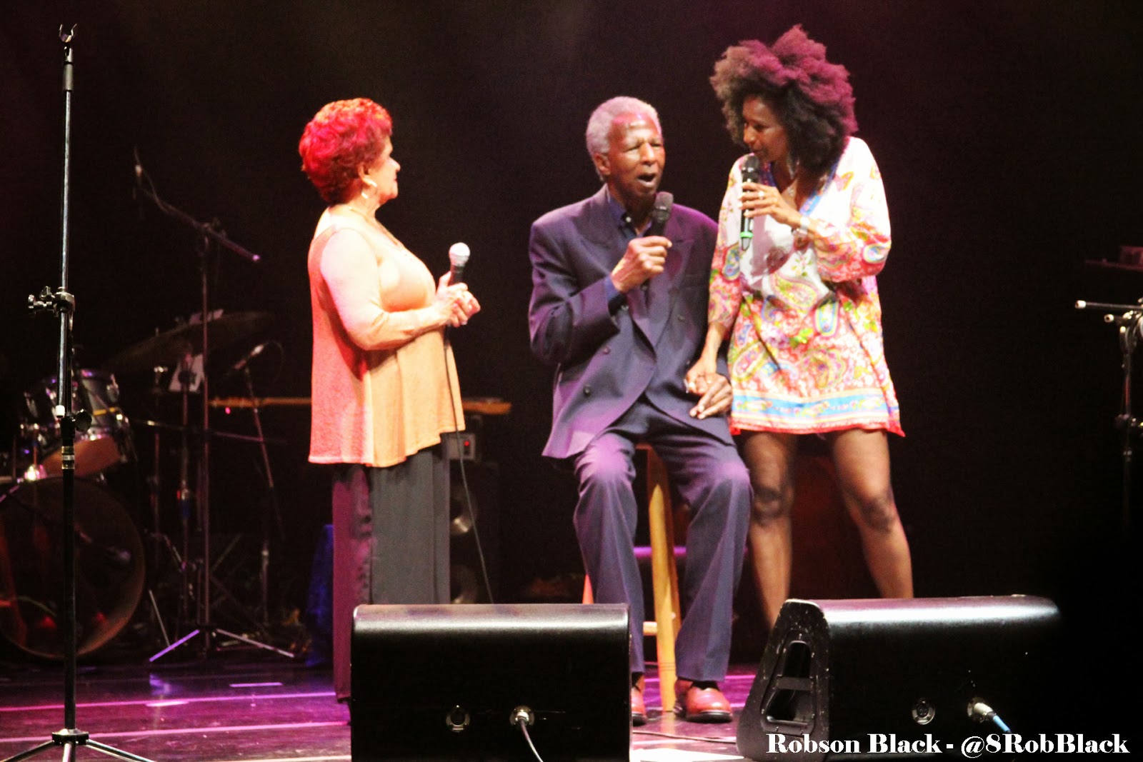 Izzy Gordon brilha em noite de espetáculo de seus 20 anos de carreira ...