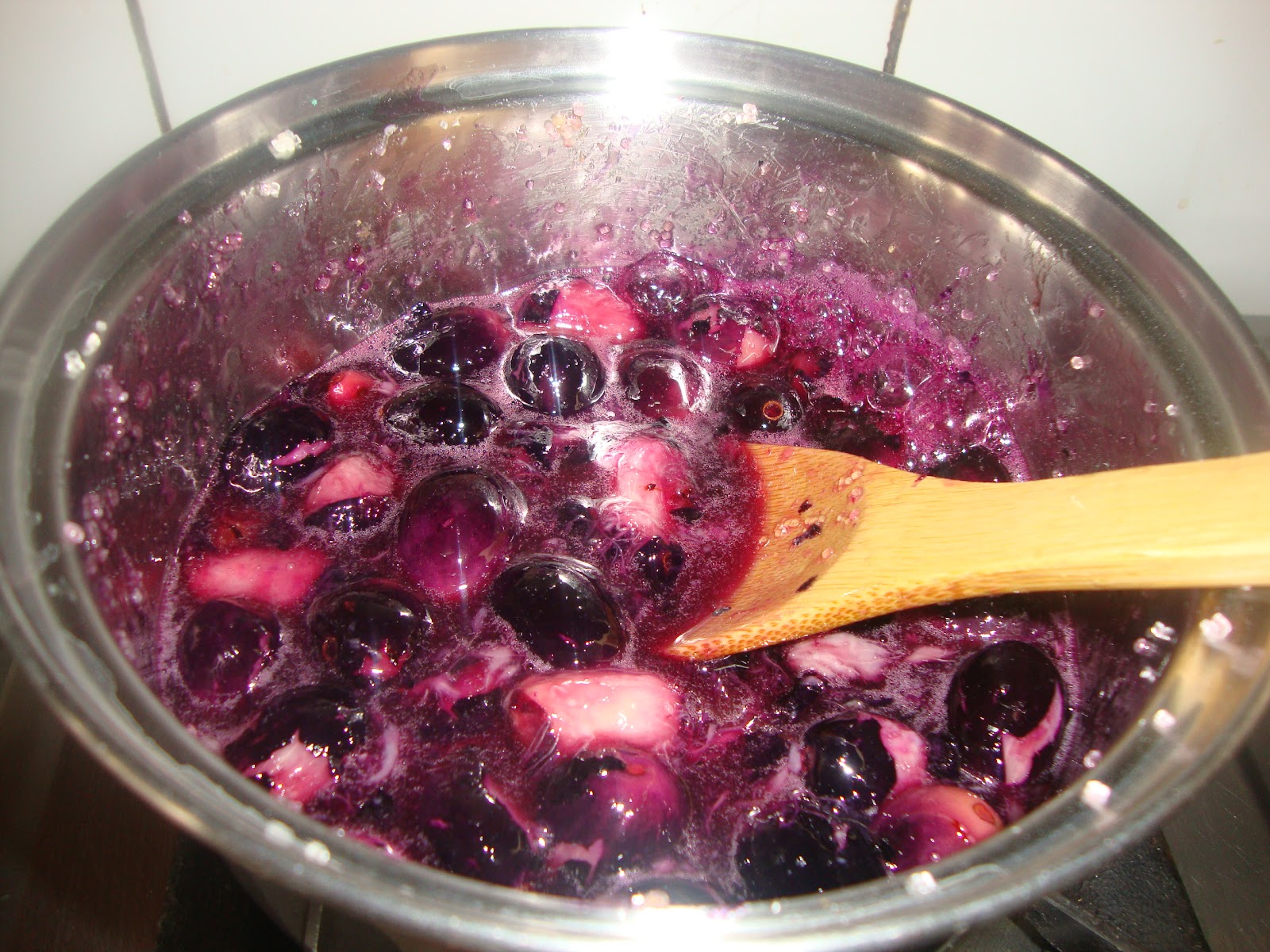 Cooking Delights: Jamun jam