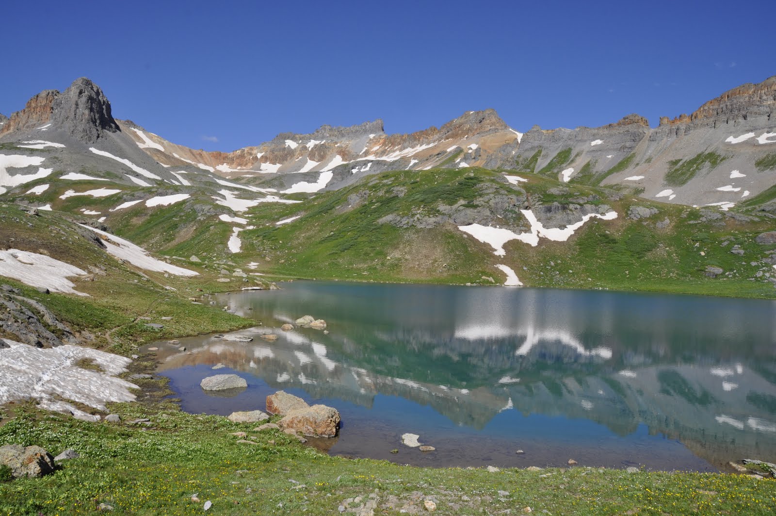Life Of Hippie: ICE LAKES BASIN HIKE WITH AN ISLAND ON THE SIDE