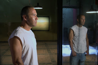 Qué Tengo Pa' Tí: los dioses rotos