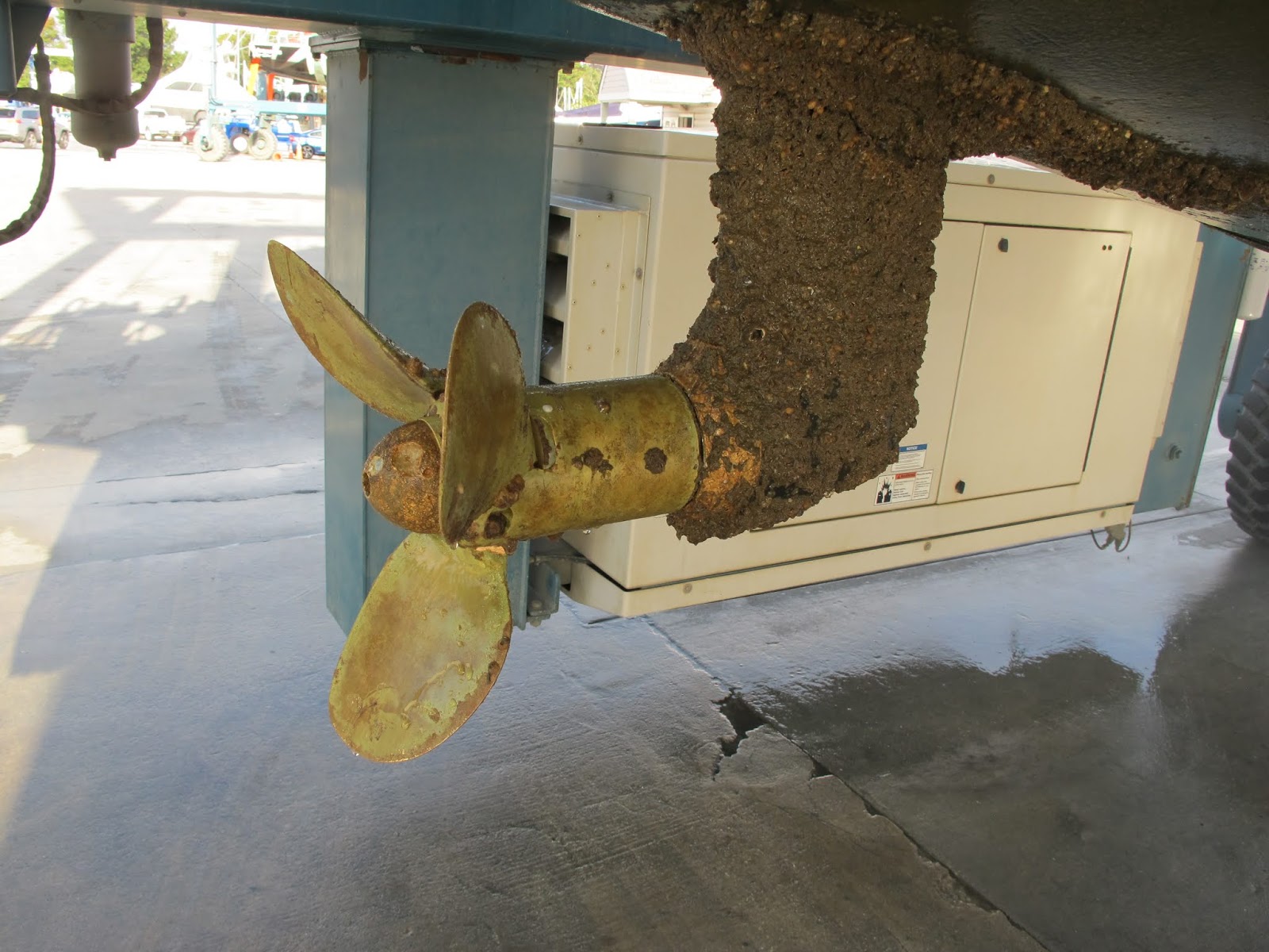 S/V LUX: Bottom Work: Propspeed and WestMarine PCA Gold