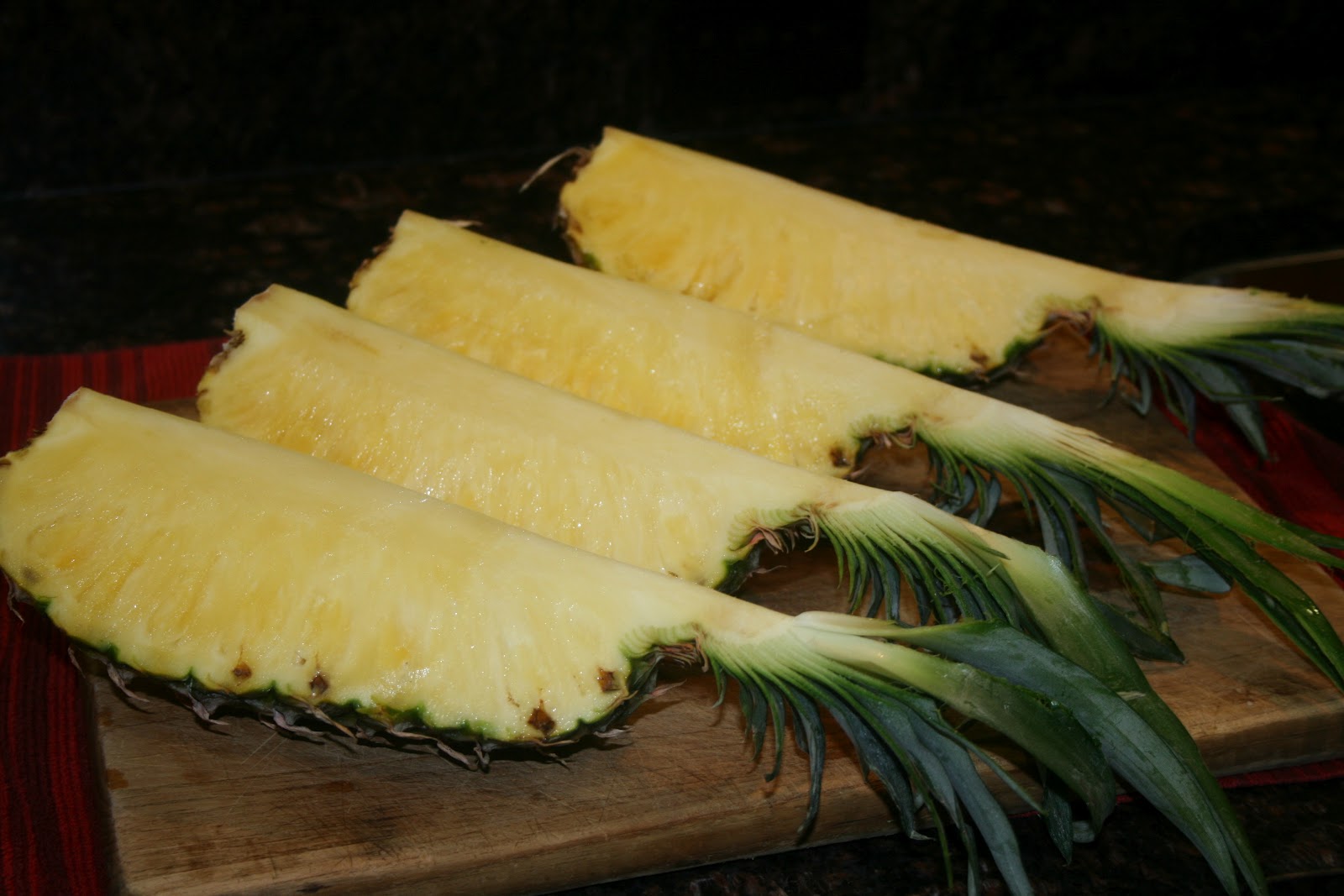 Julia's Cookbook: Pineapple Platter