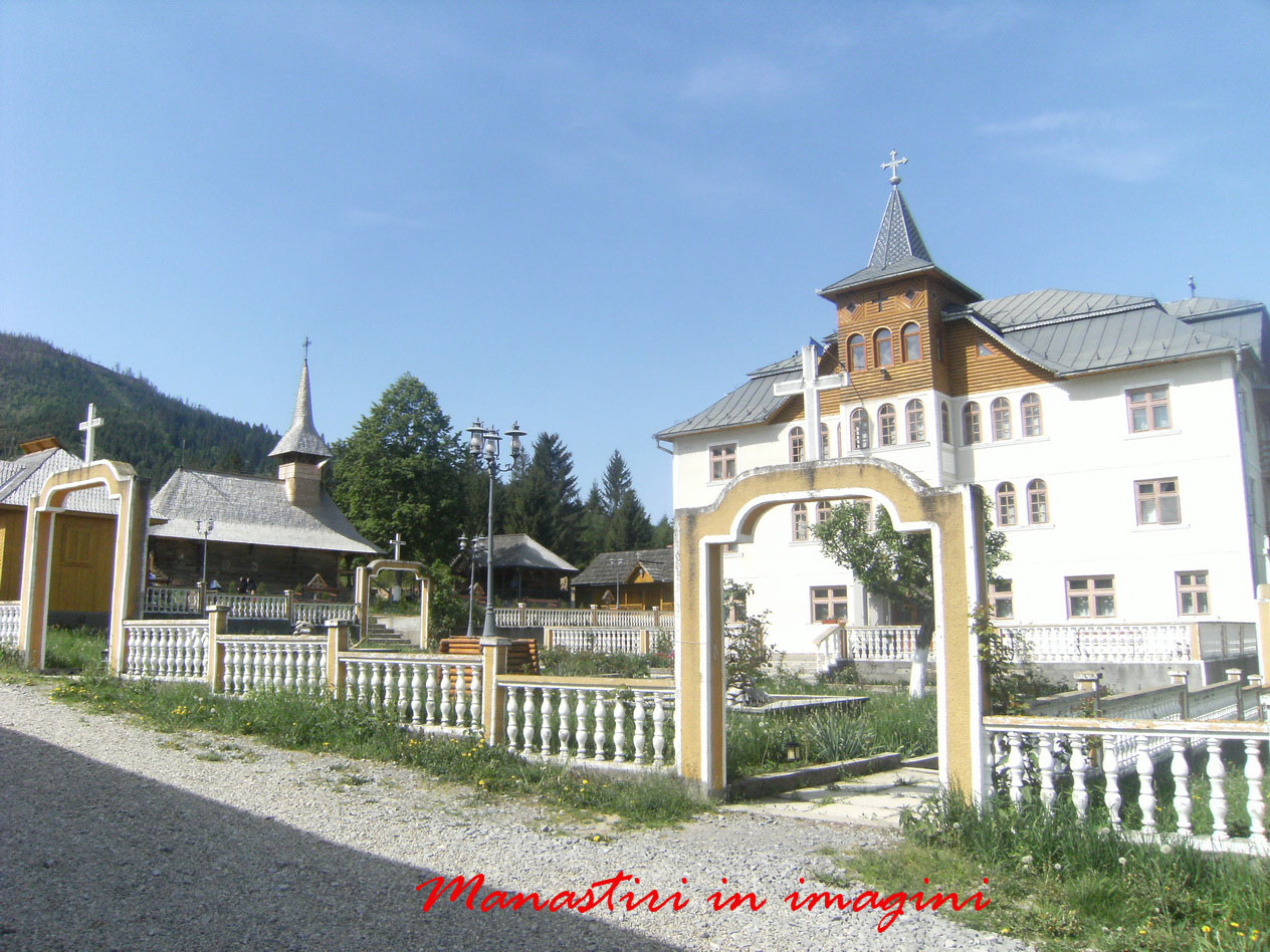 Mănăstiri în imagini: Manastirea ,, Adormirea Maicii Domnului'' din ...