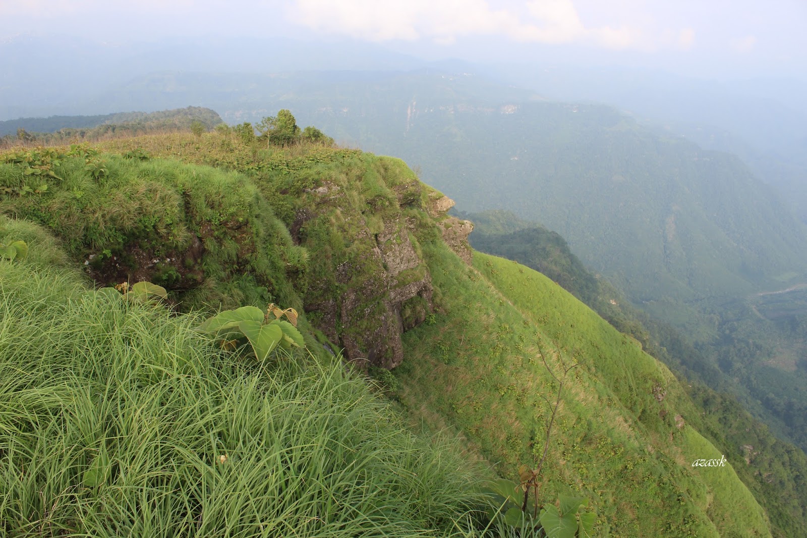 Calm-Sojourner: Holiday trip to Reiek Hill, Mizoram
