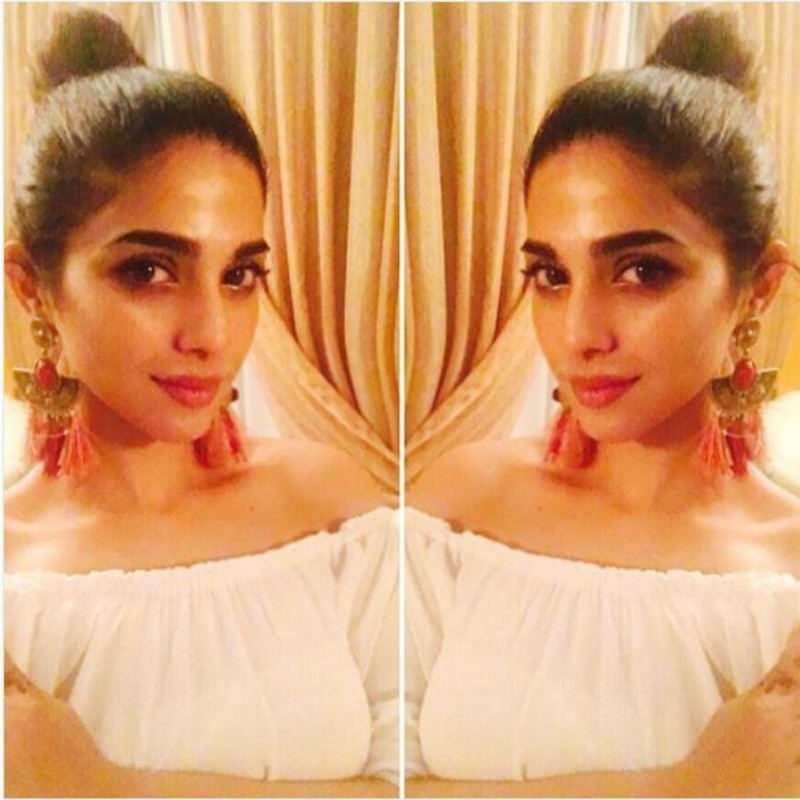 Photos of Hot & Bold Pakistani Actress Sonya Hussain: Before and After ...