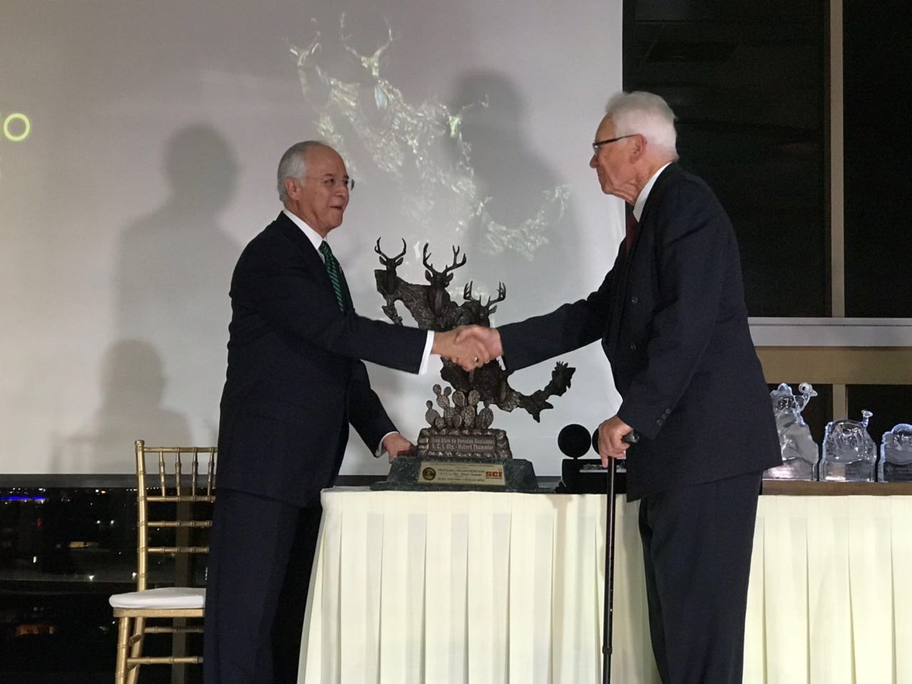 Cazador Mexicano: Premio otorgado a mi buen amigo Jaun Antonio Cedillo