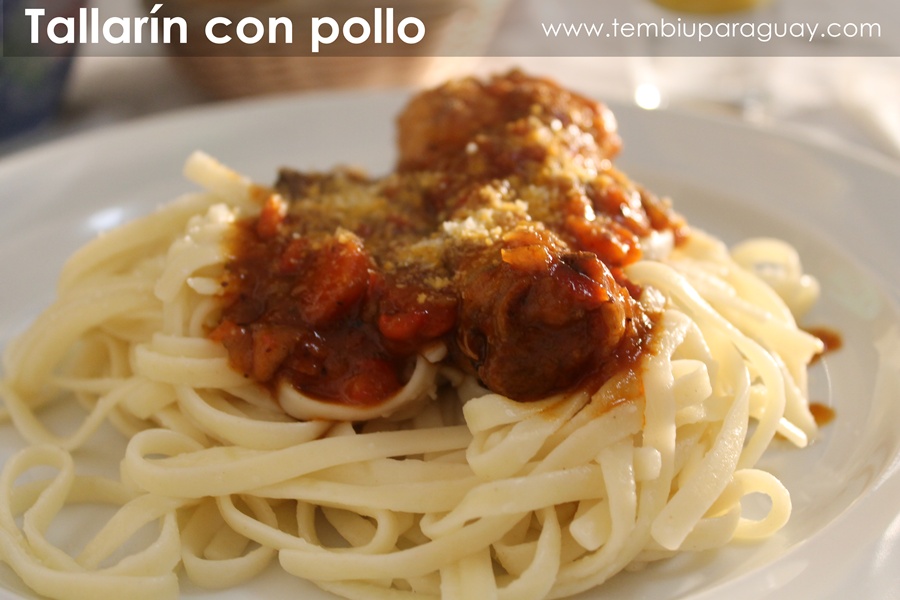 Tallarín con pollo – Tembi'u Paraguay