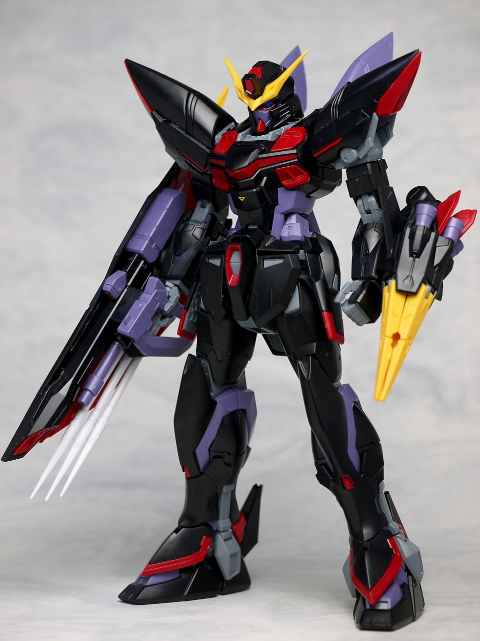 GUNDAM GUY: MG 1/100 Blitz Gundam - Review by Hacchaka