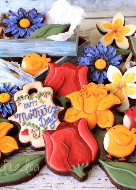 How to Make Decorated Tulip Sugar Cookies