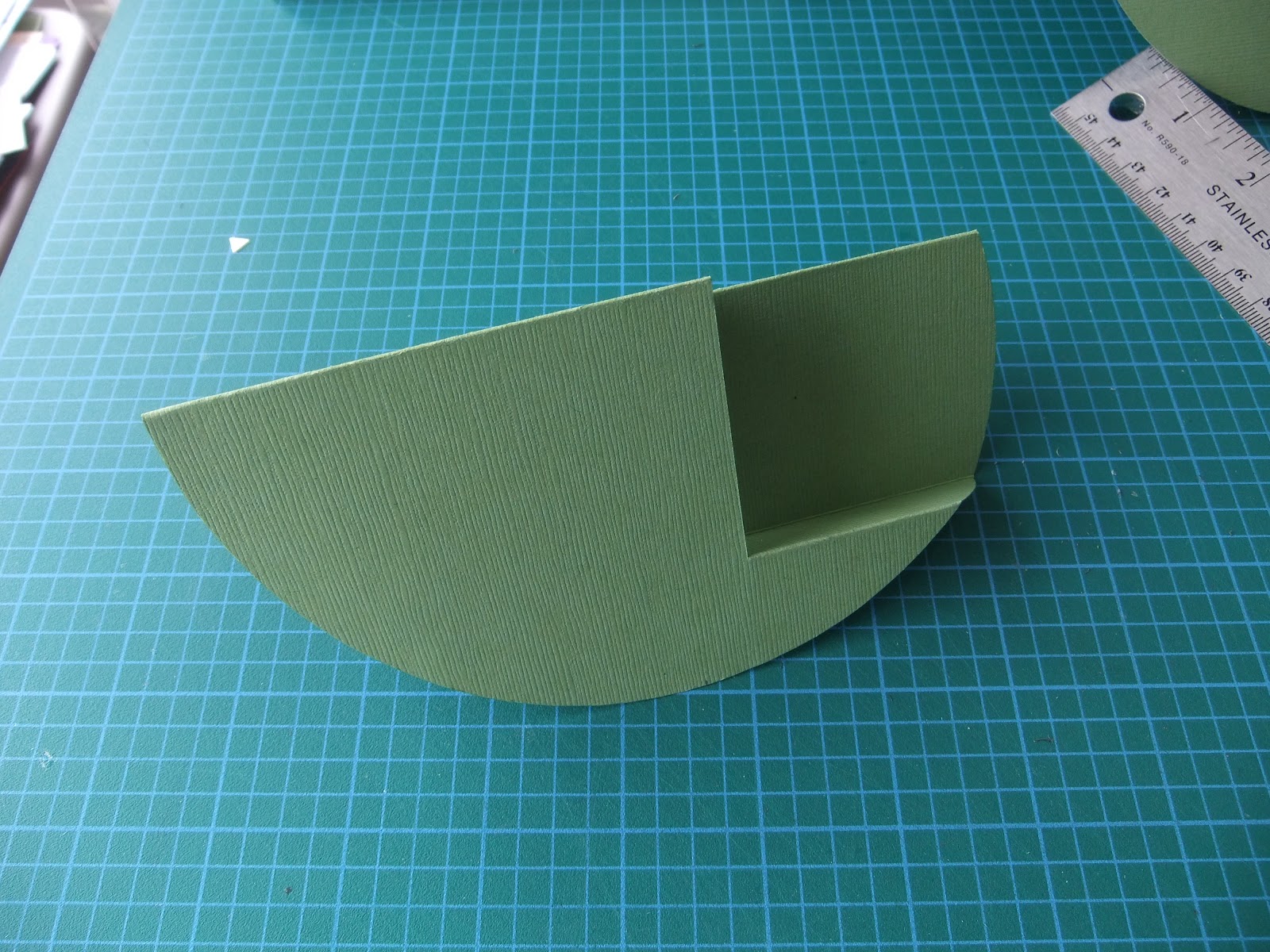 From My Craft Room: Round (Shaped) Side Step Card Tutorial