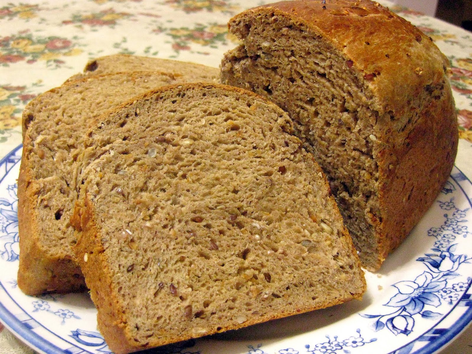 RESEPI NENNIE KHUZAIFAH: Roti rye