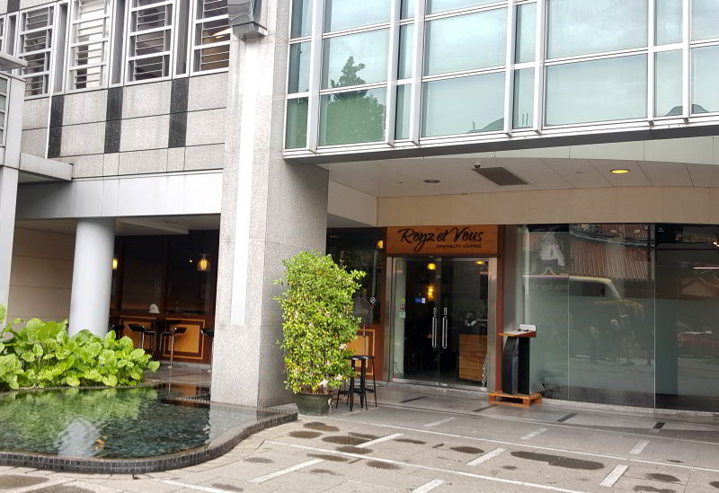 Purple Taste: Exploring Telok Ayer - Royz Et Vous and Fu Lin Bar