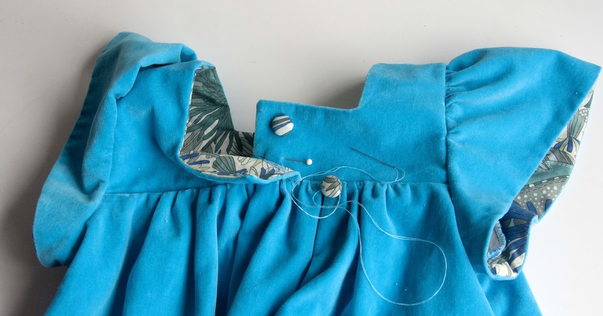Aesthetic Nest: Sewing: Aqua Easter Dress for Scarlett