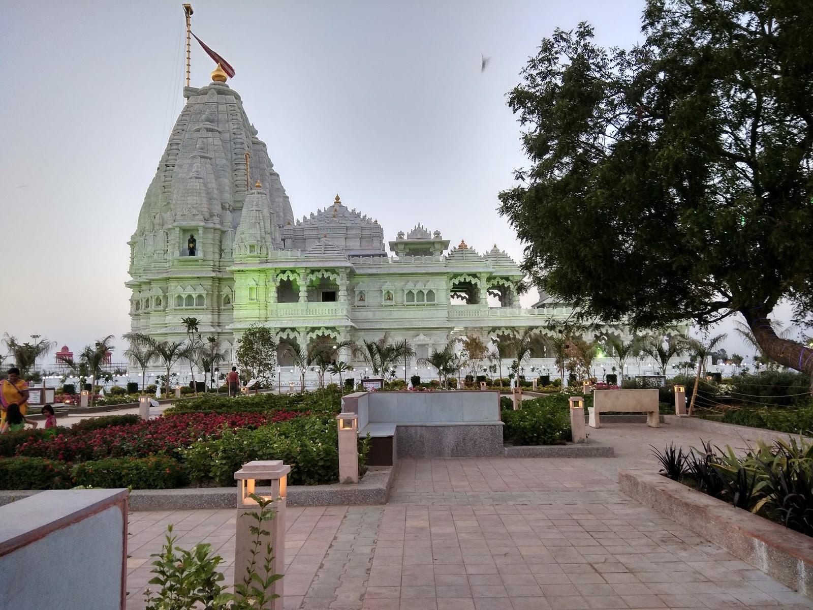 Mani Laxmi Tirth (Jain Temle) in Manej Village of Anand District ...
