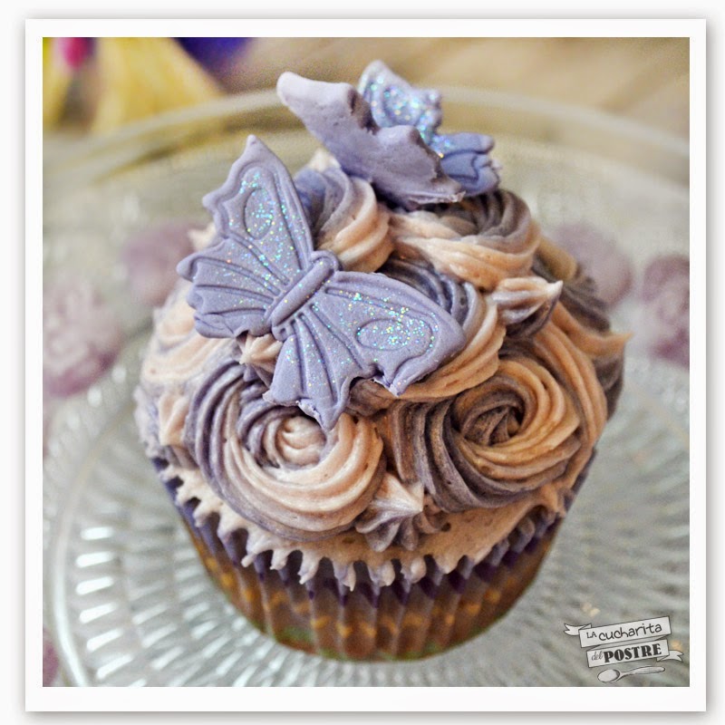 LA CUCHARITA DEL POSTRE: CUPCAKES DE VIOLETAS / VIOLET CUPCAKES