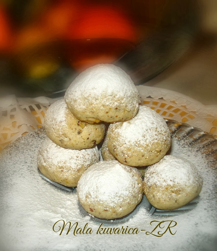 MALA KUVARICA - ZLATNE RUKE: Beli keks