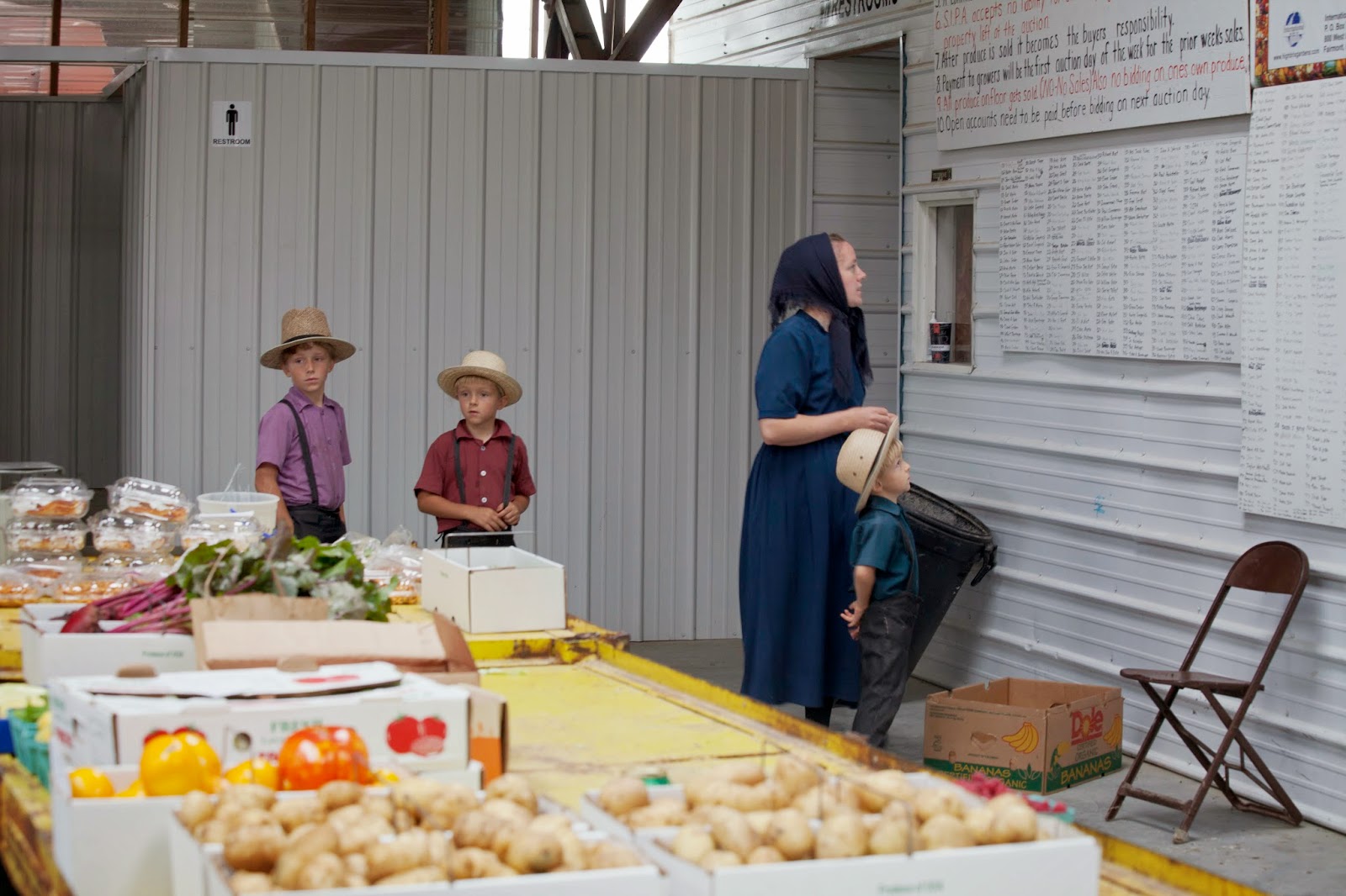 curving back: at the produce auction