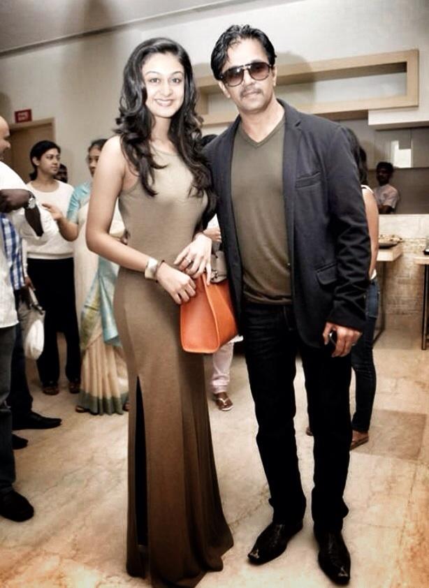 ARJUN SARJA DAUGHTER ACTRESS AISHWARYA ARJUN HD PHOTOS | b4umaga